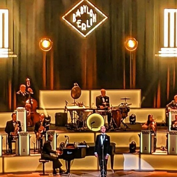 Max Raabe and Palast Orchester